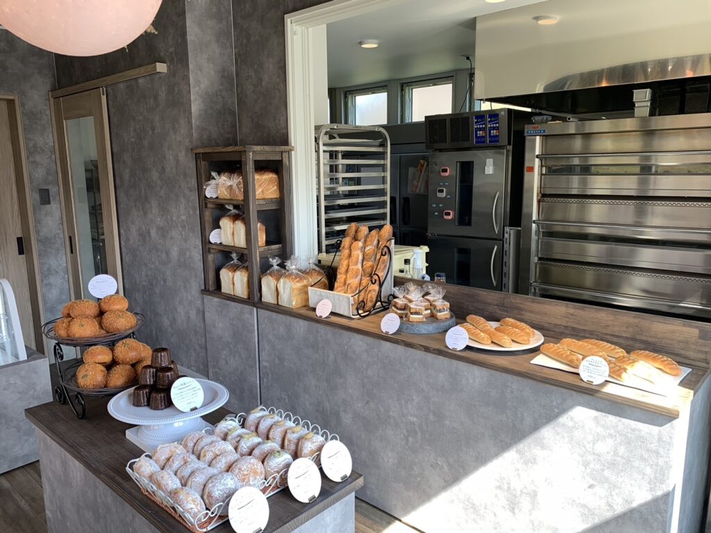 【庄内新店パンレポ】Kuu’n bakery〜クゥンベーカリー〜（鶴岡市北茅原町）｜1時間で完売！？超人気ベーカリーが誕生！ - しょうないぐらし