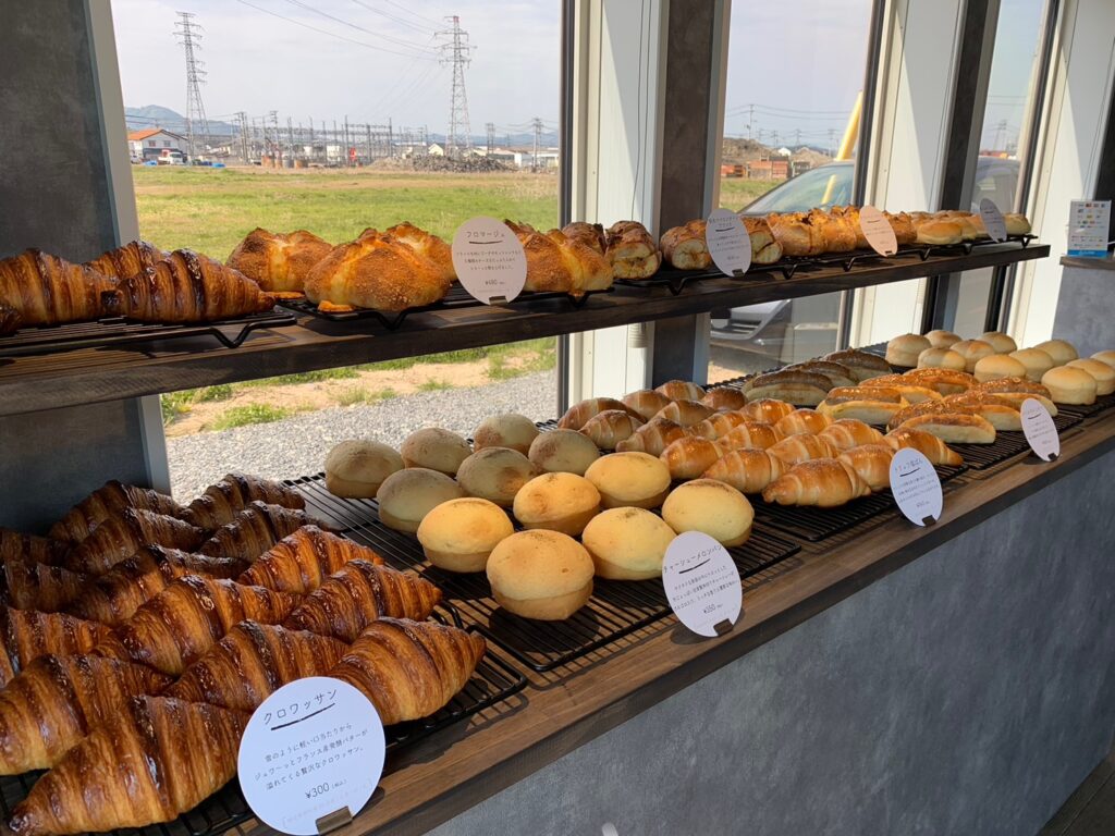 【庄内新店パンレポ】Kuu’n bakery〜クゥンベーカリー〜（鶴岡市北茅原町）｜1時間で完売！？超人気ベーカリーが誕生！ - しょうないぐらし